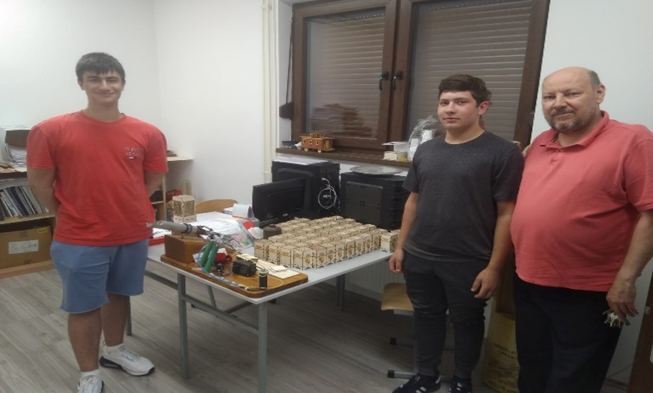 Udruga Petrože provodi niz korisnih i zanimljivih projekta za djecu i ...