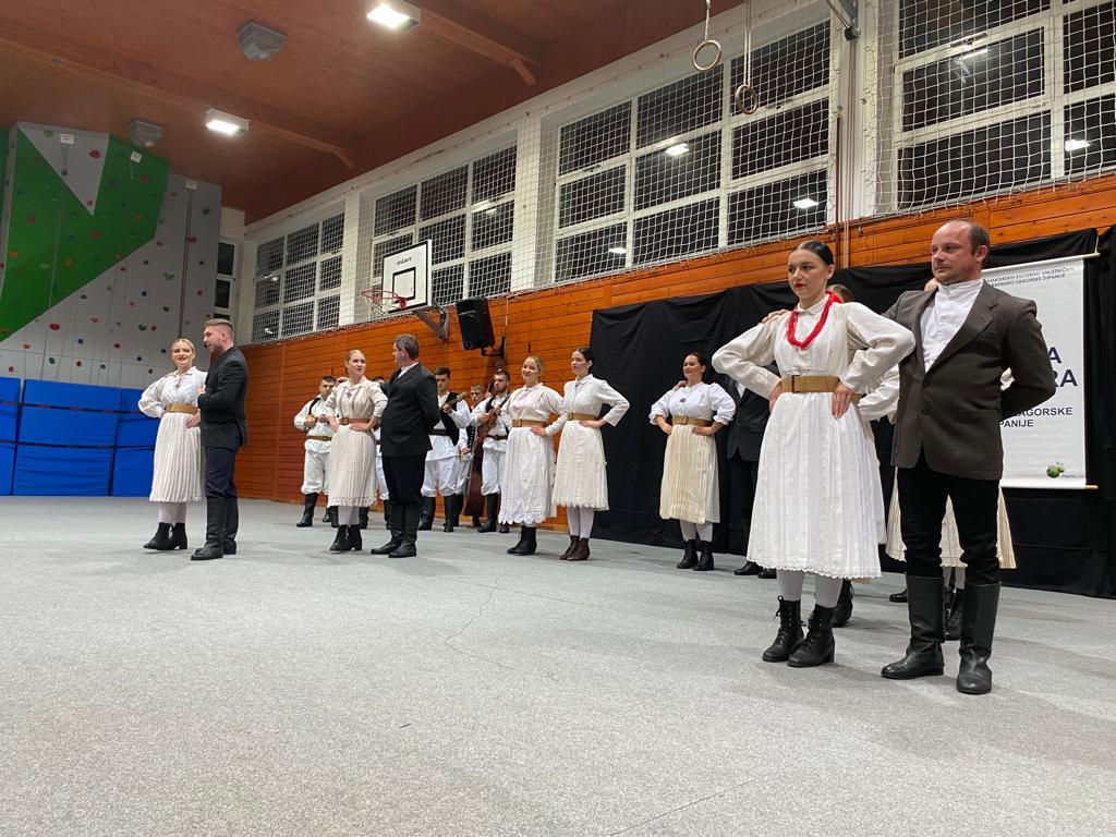KUD 'Zlatko Baloković' Krapinske Toplice i KUD 'Ljudevit Gaj' Mače ...