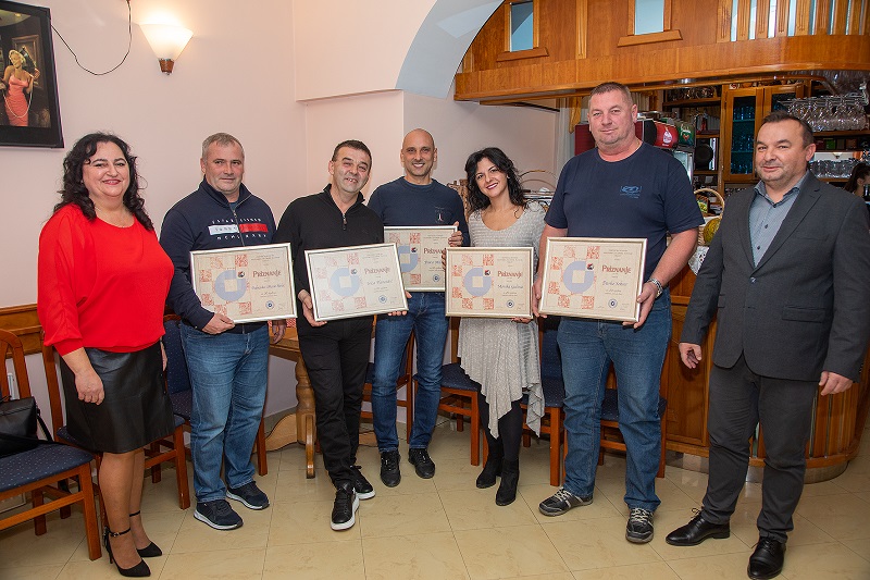 Priznanja za dugogodišnji rad dobili Vesna Rihtarić, Mladen Krušelj i ...