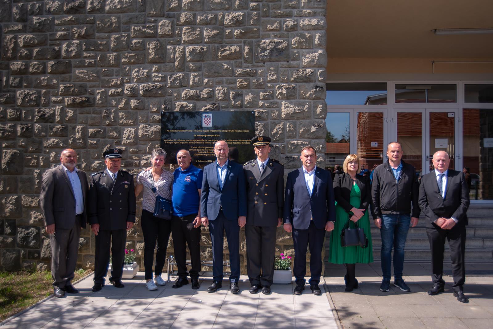 U Bedekovčini otkrivena spomen ploča 31. inženjerijskoj bojni Hrvatske ...
